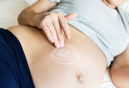5 Best Self-Tanners For Covering Stretch Marks - Good Looking Tan