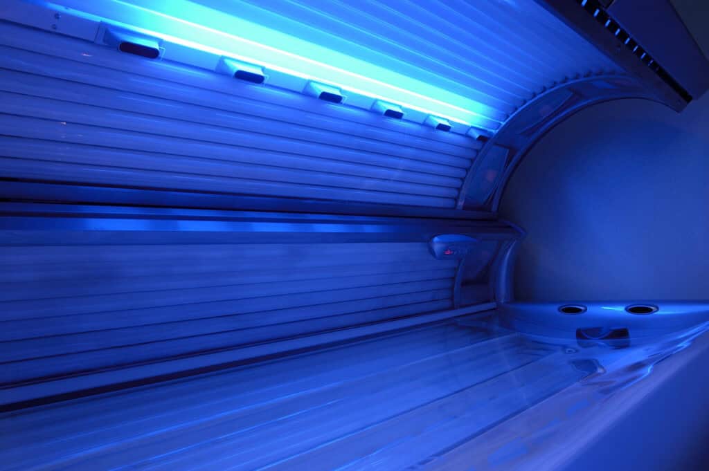 What Is A Hybrid Tanning Bed? - Good Looking Tan